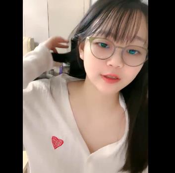 半糖主播极品主播-猫猫兔 直播录制视频 [1v-2.8g] - 发现者资源网