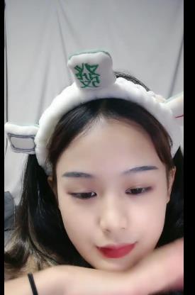 甜美卡哇伊00嫩妹妹！娇小身材贫R！光光掰开嫩X各种展示【1V-2G】 - 发现者资源网