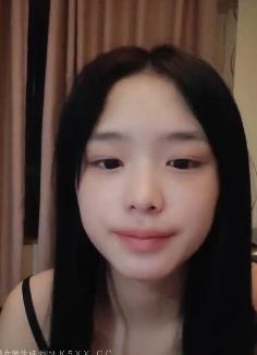 最新！2个萝L！内S！六小时！六小时！[1V-3.4G] - 发现者资源网